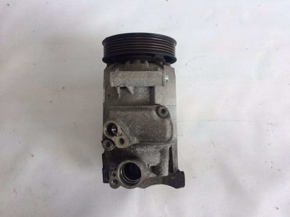 Compresor AC ,5N0820803A, VW Passat B6 2.0 TDI CBAB-Otomobile.ro