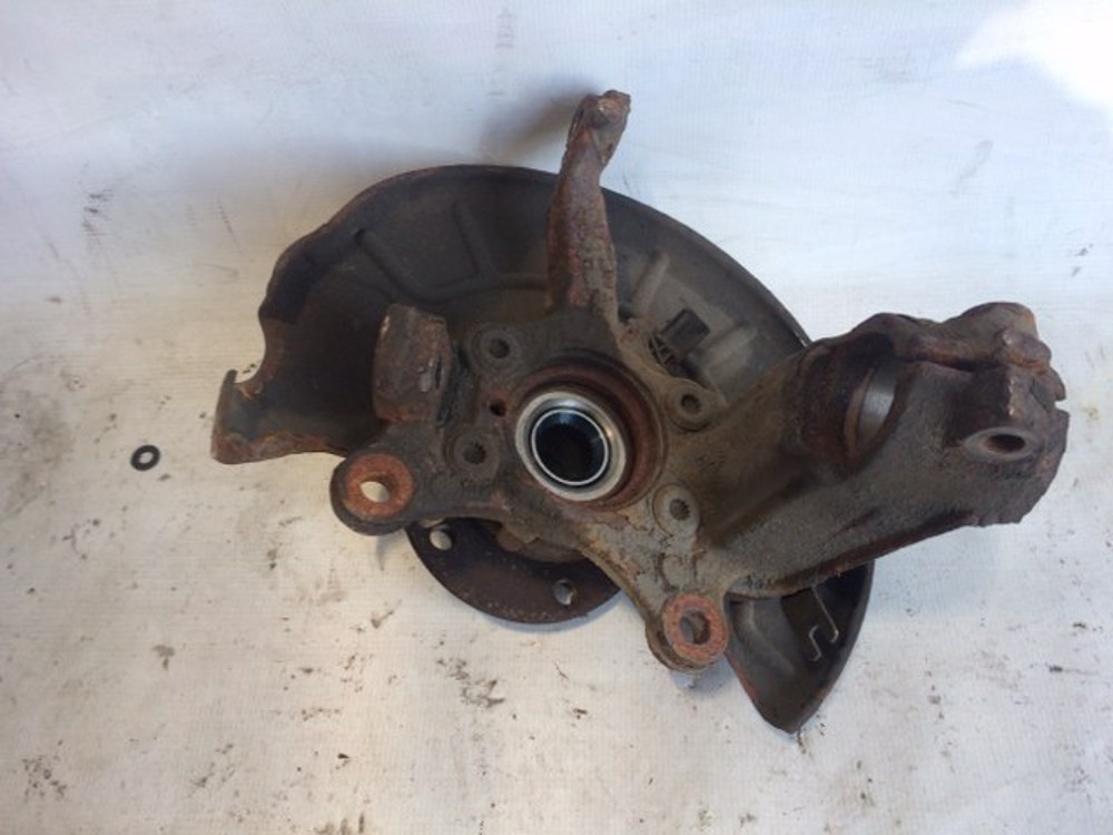 Fuzeta stanga fata VW Golf 6 1.4 TSI-Otomobile.ro