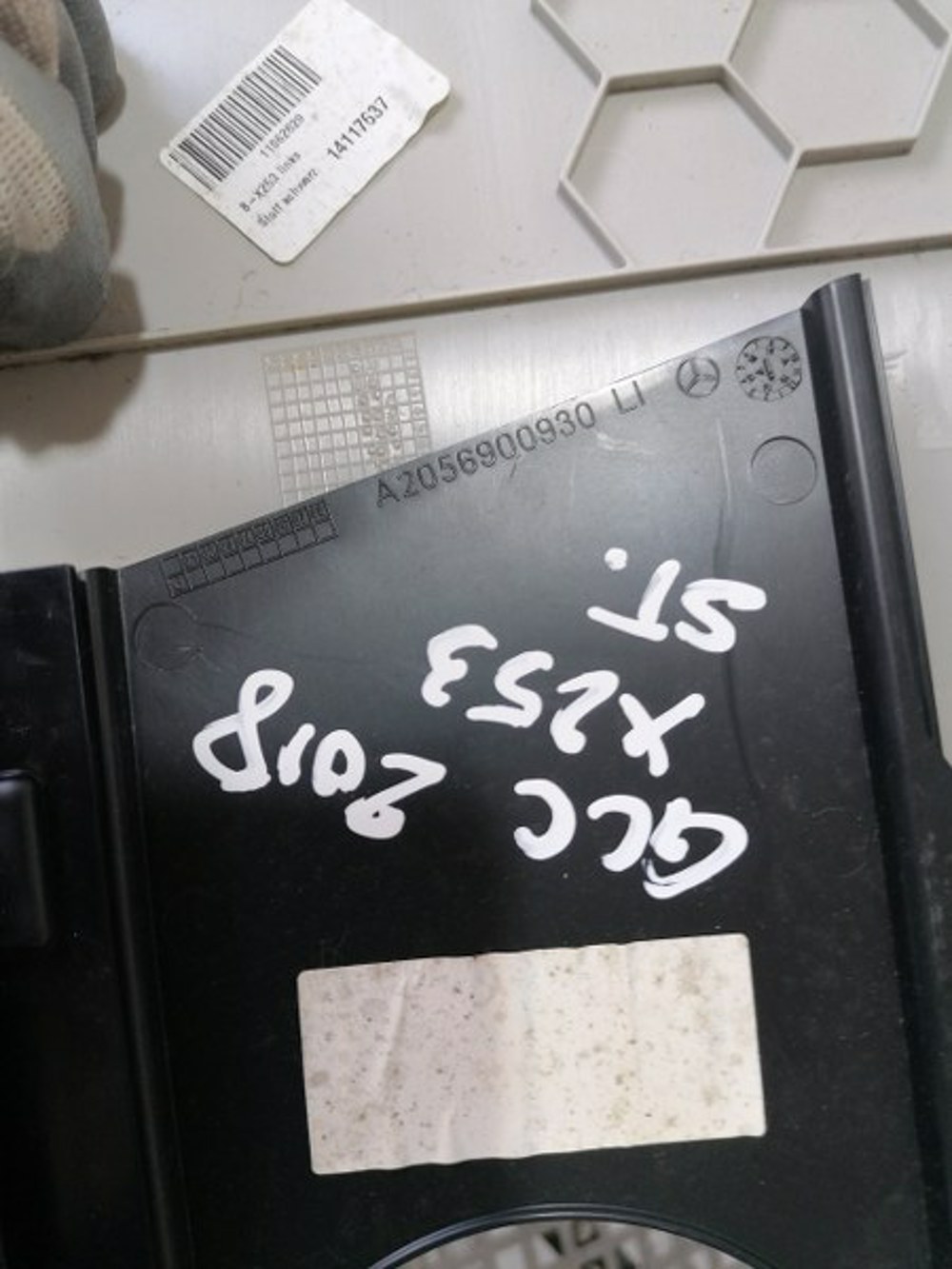 Ornament interior stalp stanga fata Mercedes-Benz GLC X253: A2056900930 ...