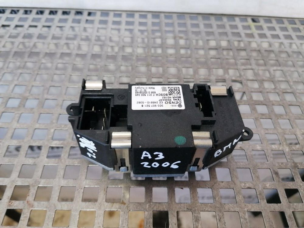 Rezistenta aeroterma habitaclu climatronic pe doua zone Audi A3 8P ...
